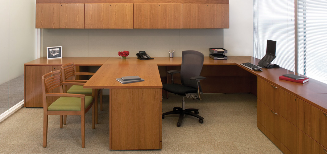 Ricchio Chair | Knoll