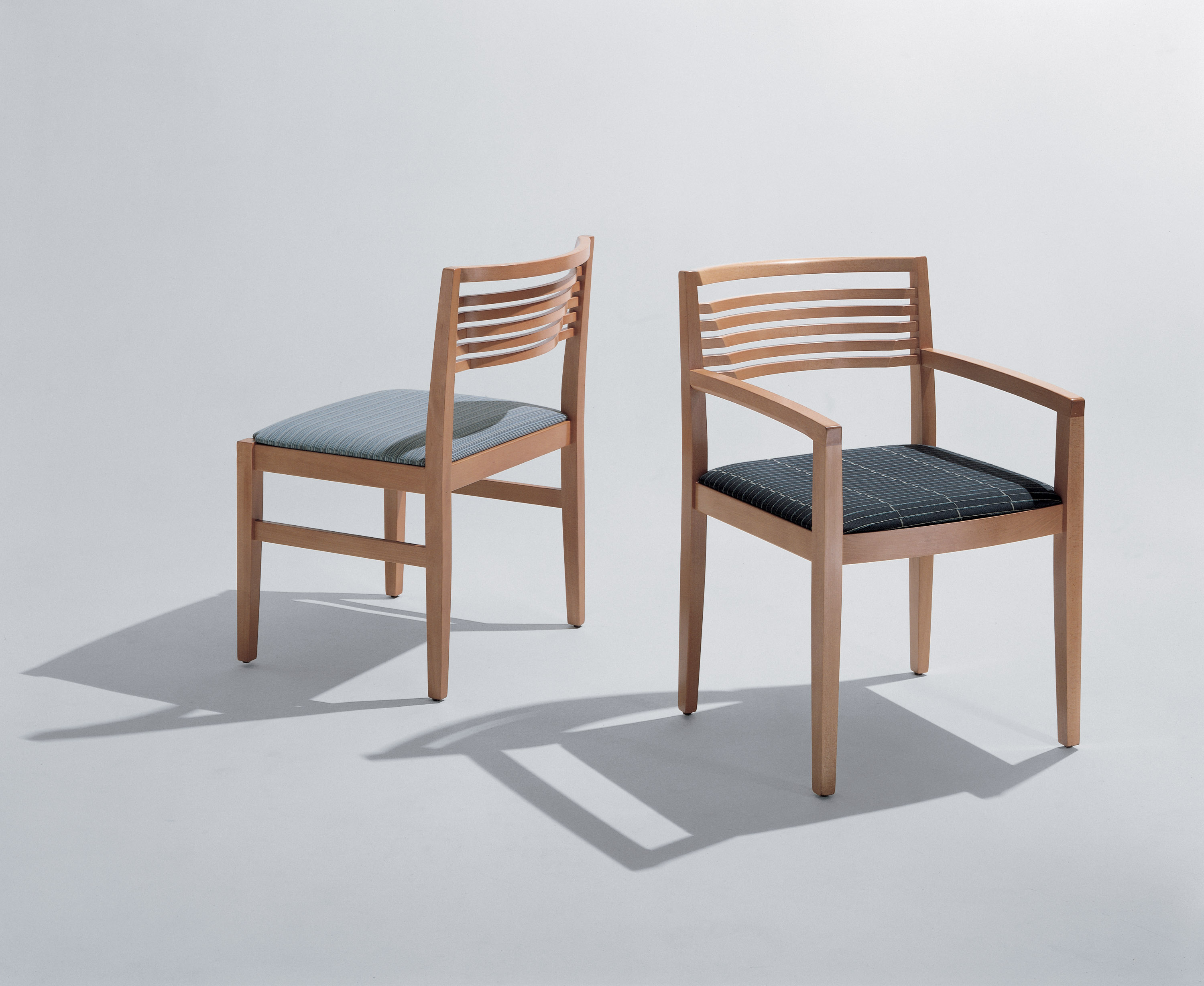 Ricchio Chair | Knoll