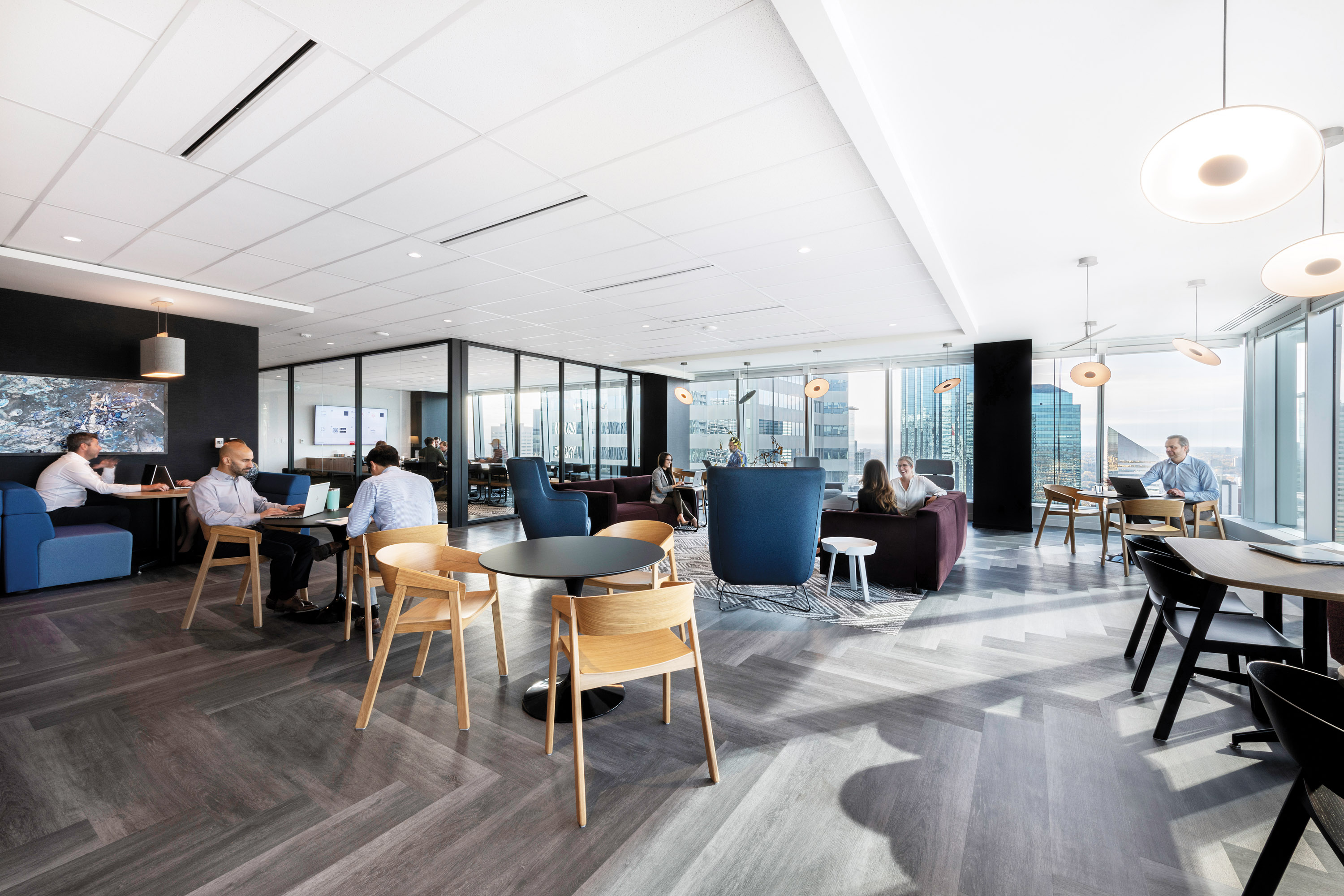 k.™ bench Adjustable-height Workstations | Knoll