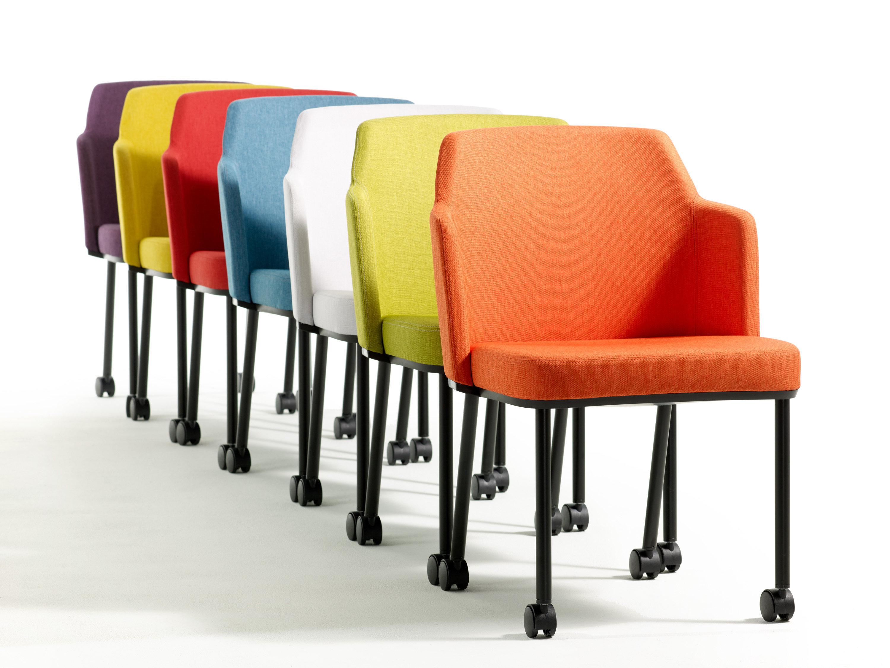 Remix® Side Chair | Knoll