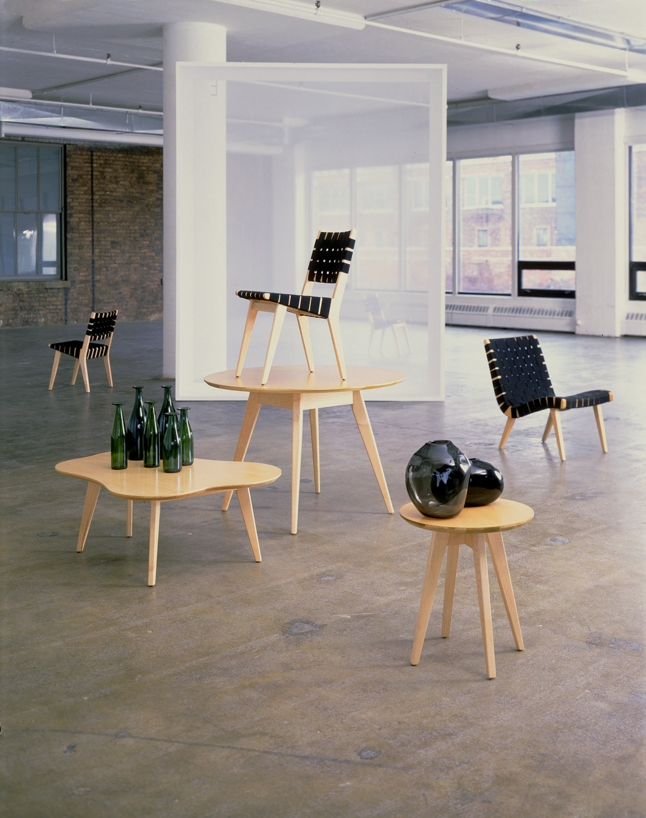 Risom Amoeba Coffee Table - Original Design | Knoll