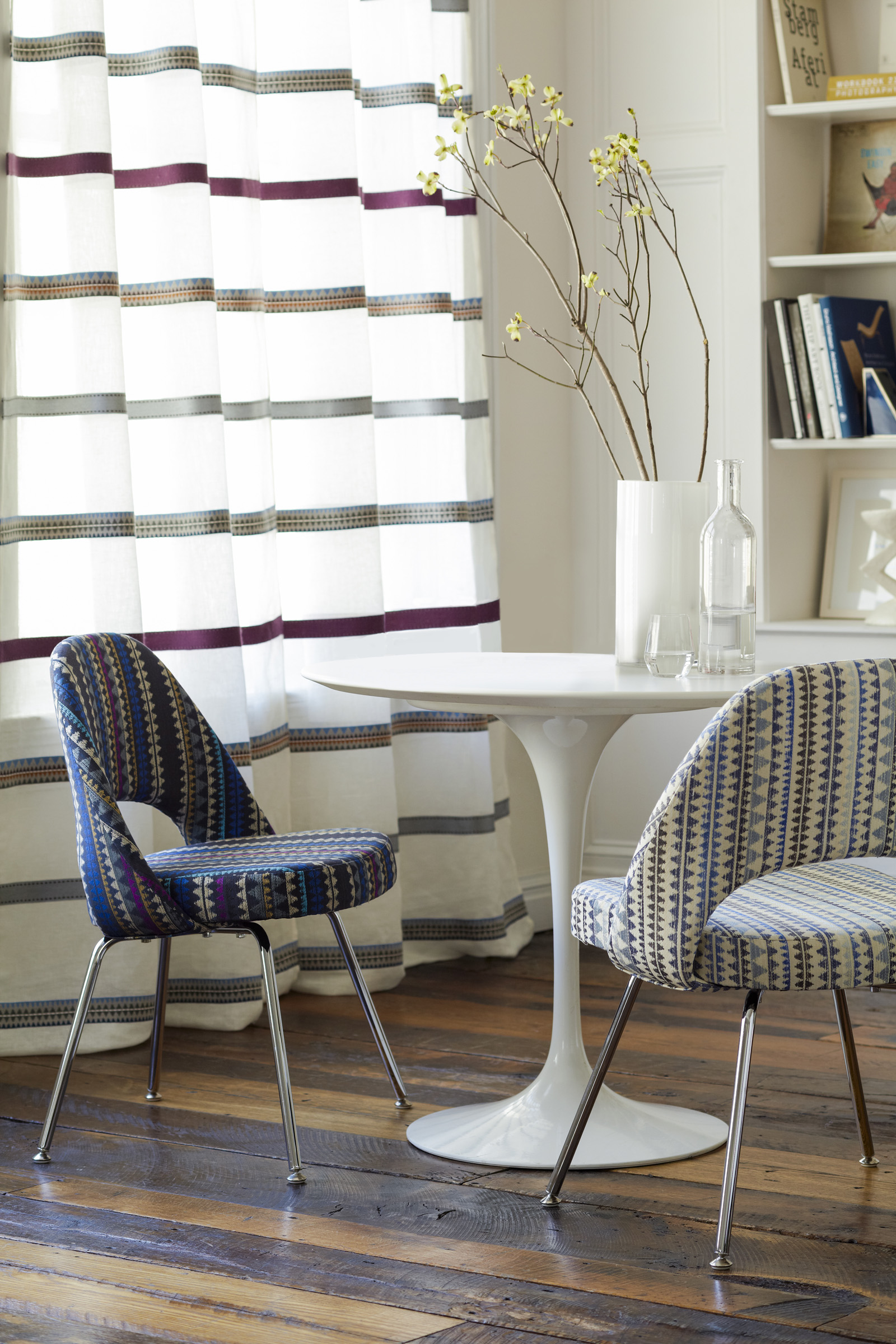 Saarinen Executive Stool - Counter Height - Original Design | Knoll