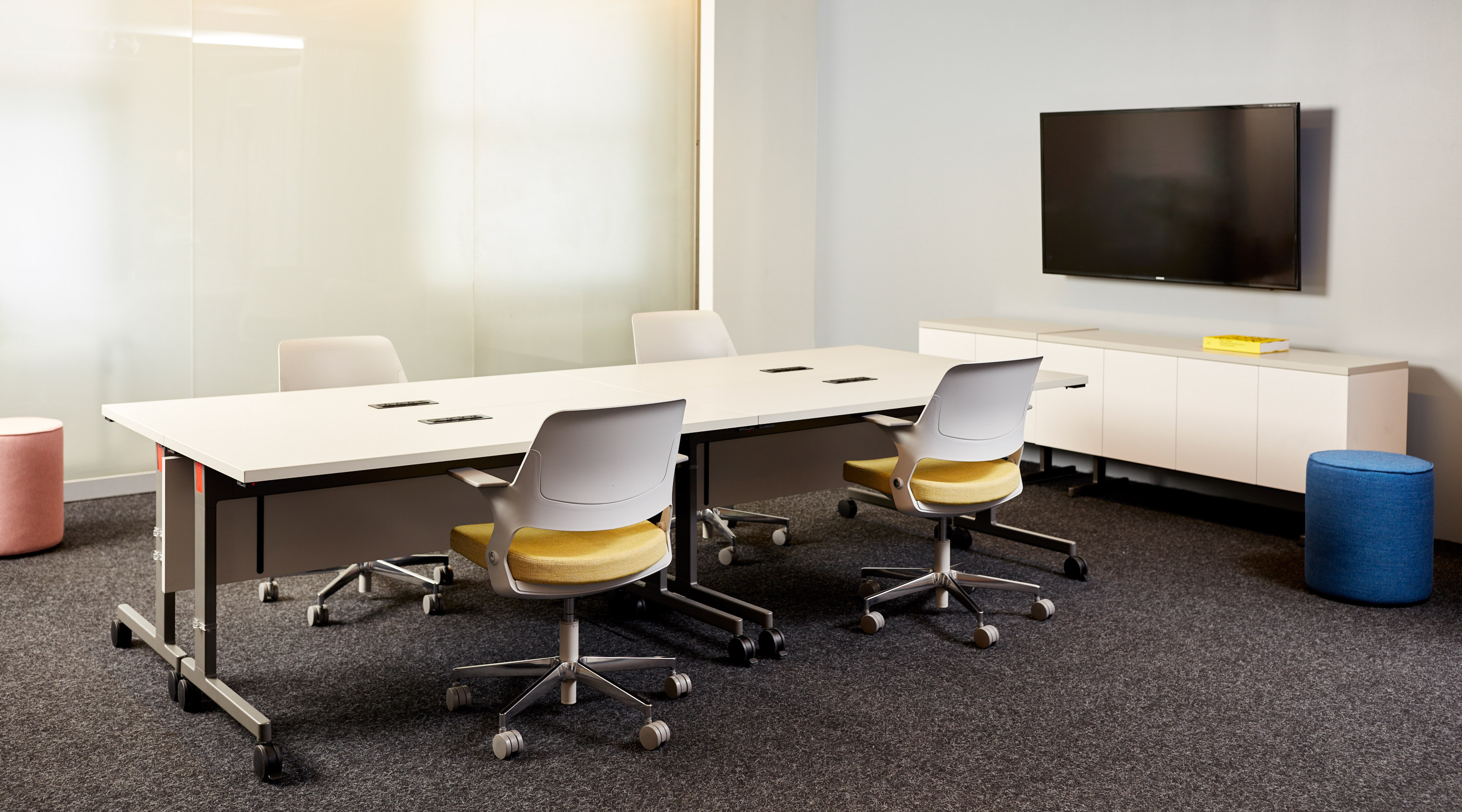 Pixel Screen | Knoll