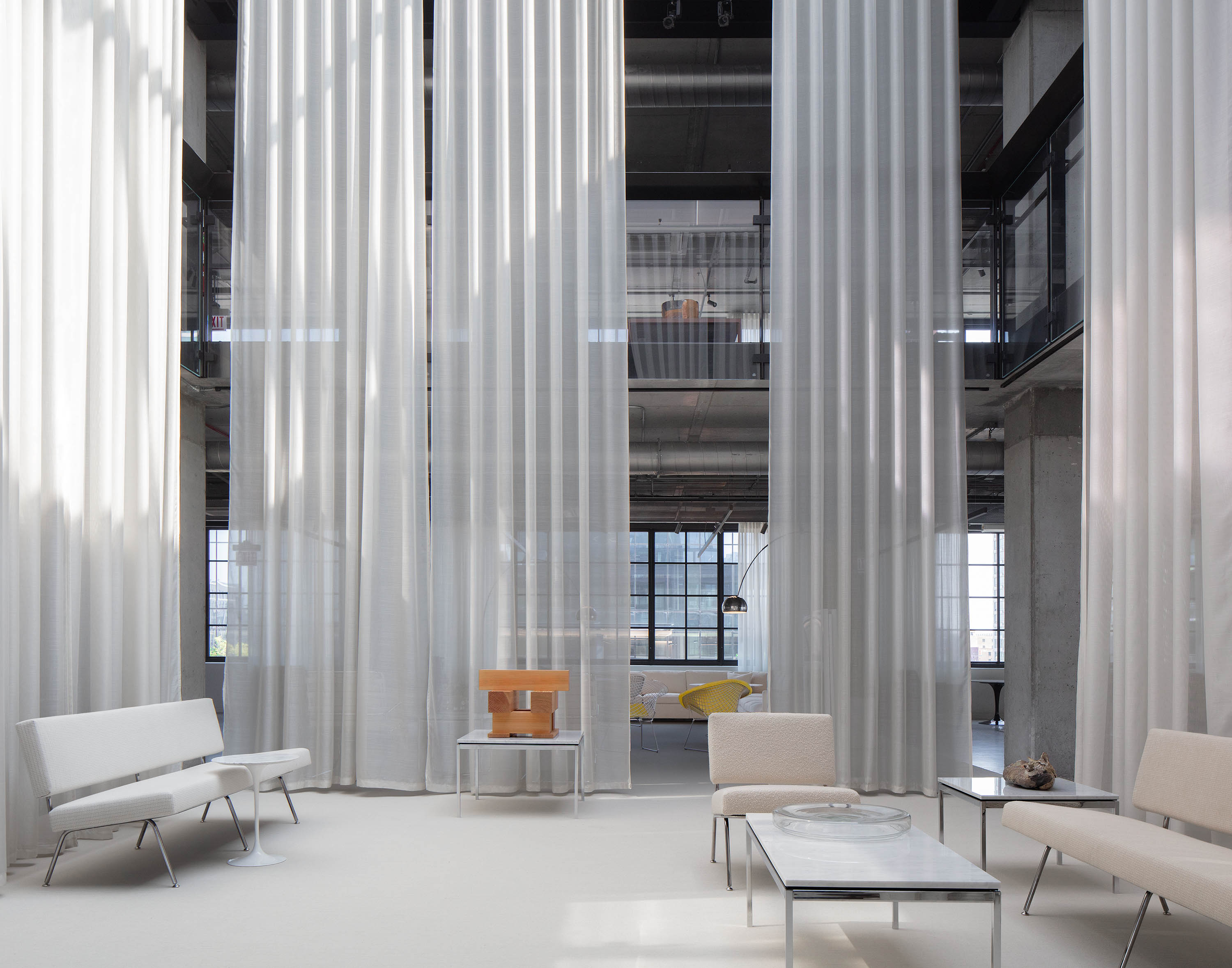 Florence Knoll™ Model 31 Lounge Chair | Knoll