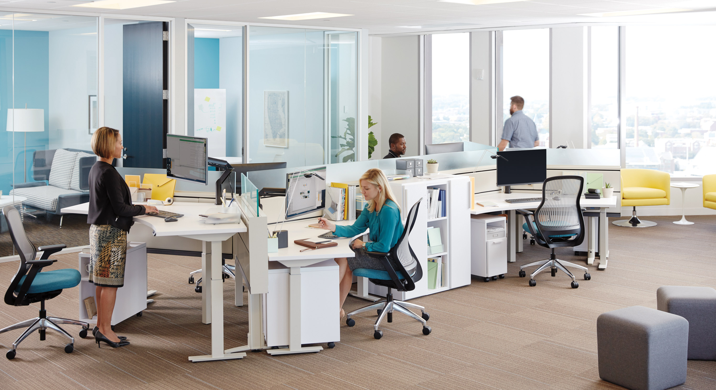 Tone™ Height-Adjustable Tables | Knoll