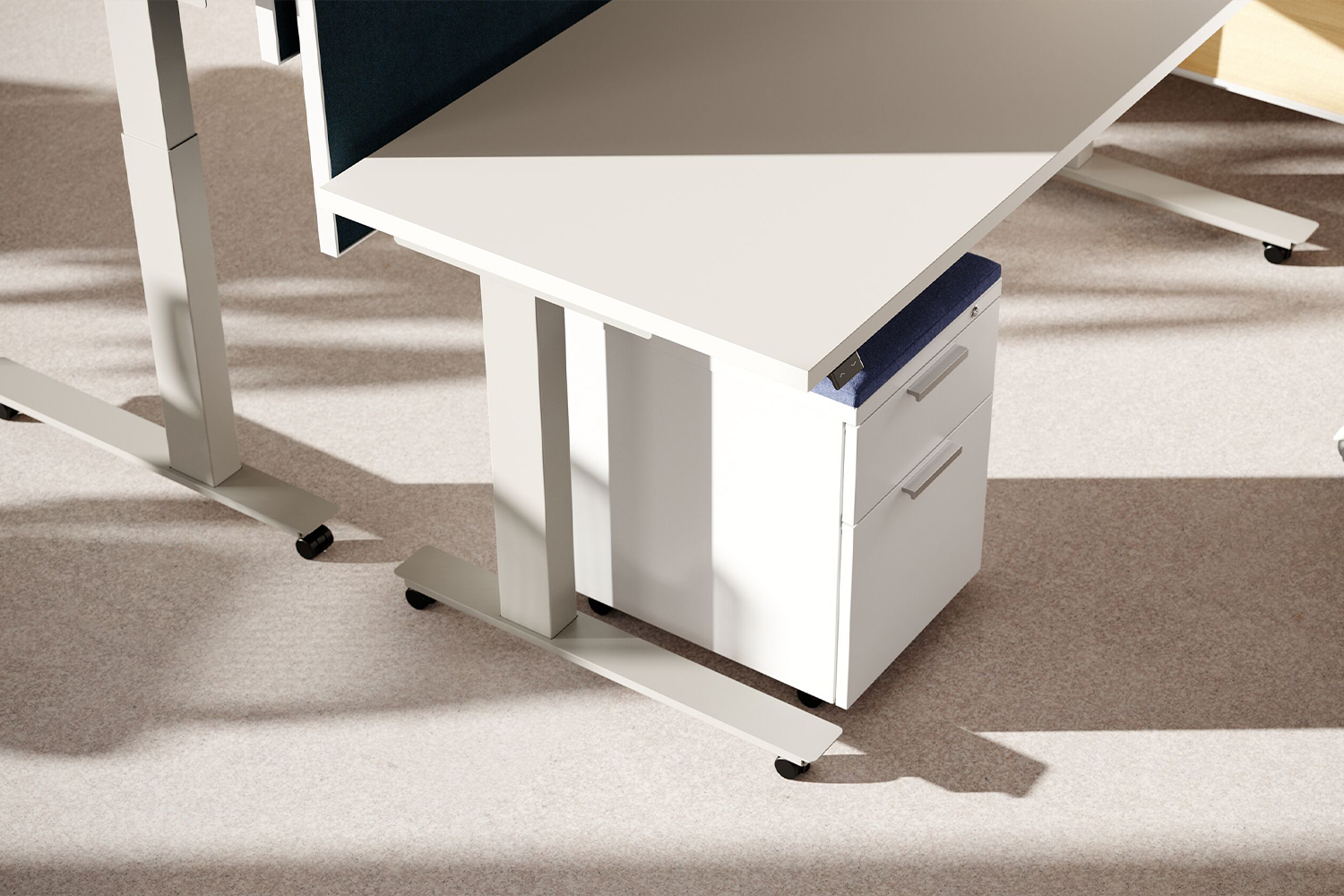Lev by Knoll Height-Adjustable Table | Knoll