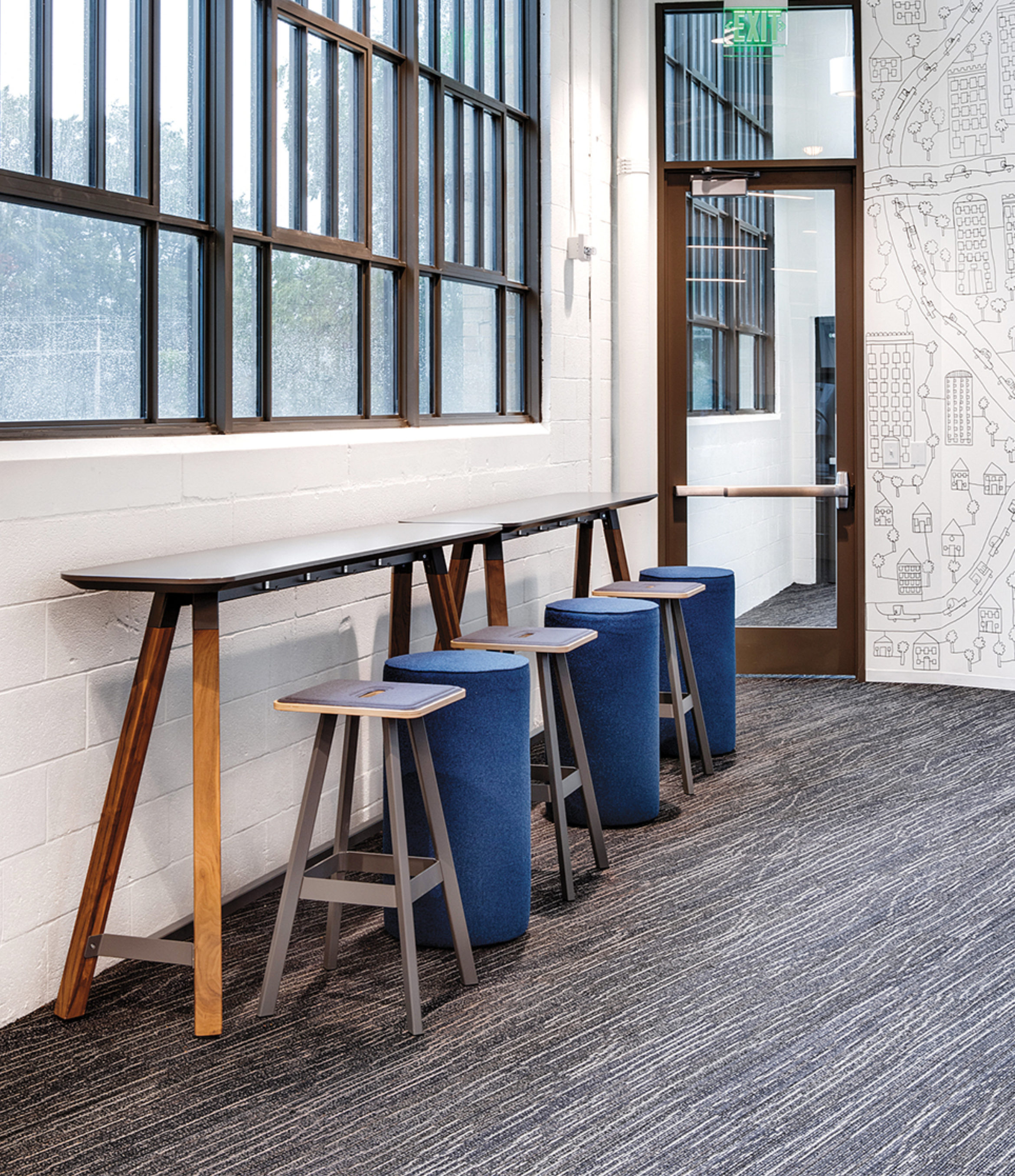 Where Modern Meets Vintage - Knoll